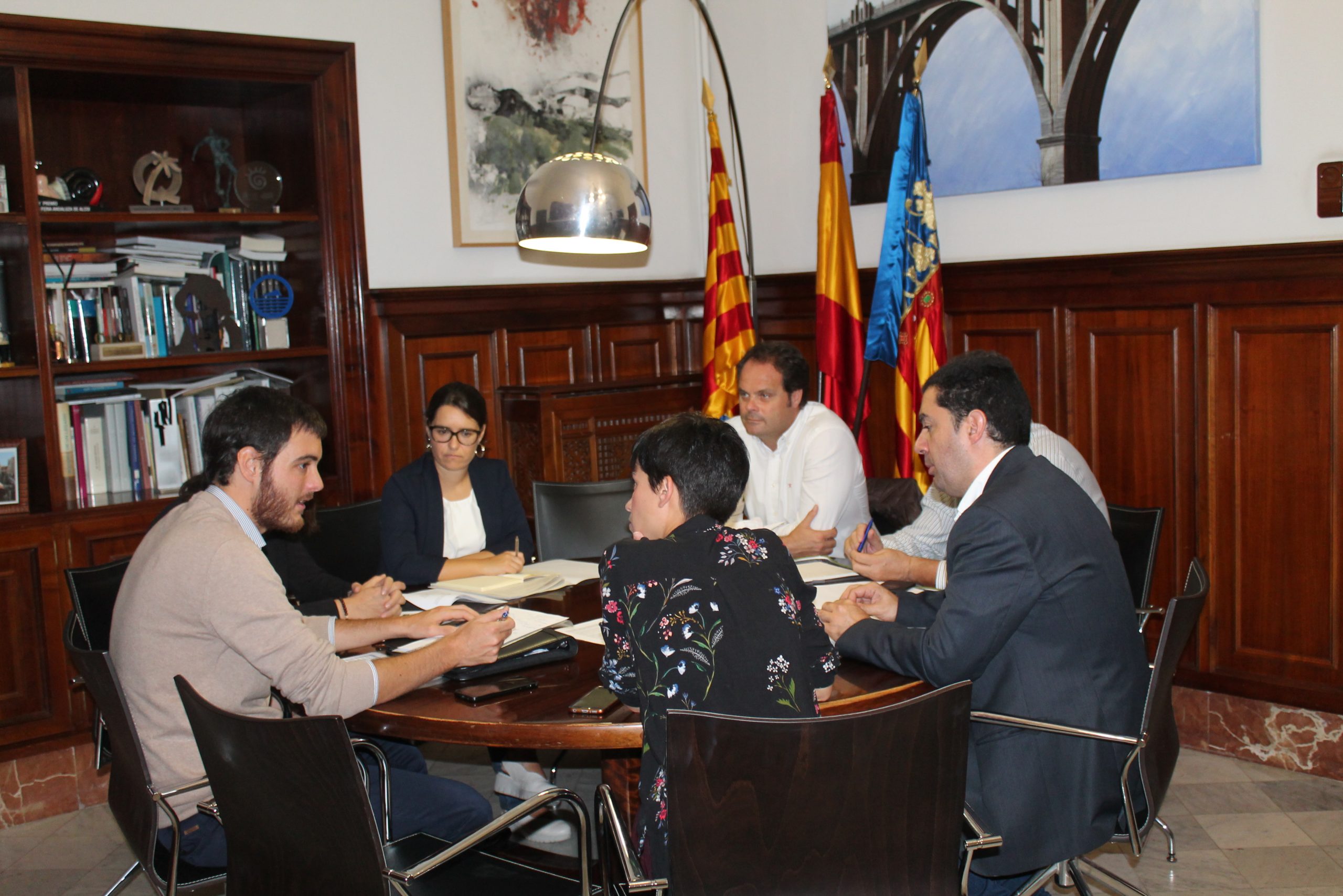 Ultiman un convenio para la dinamización de la Placeta Les Xiques ...