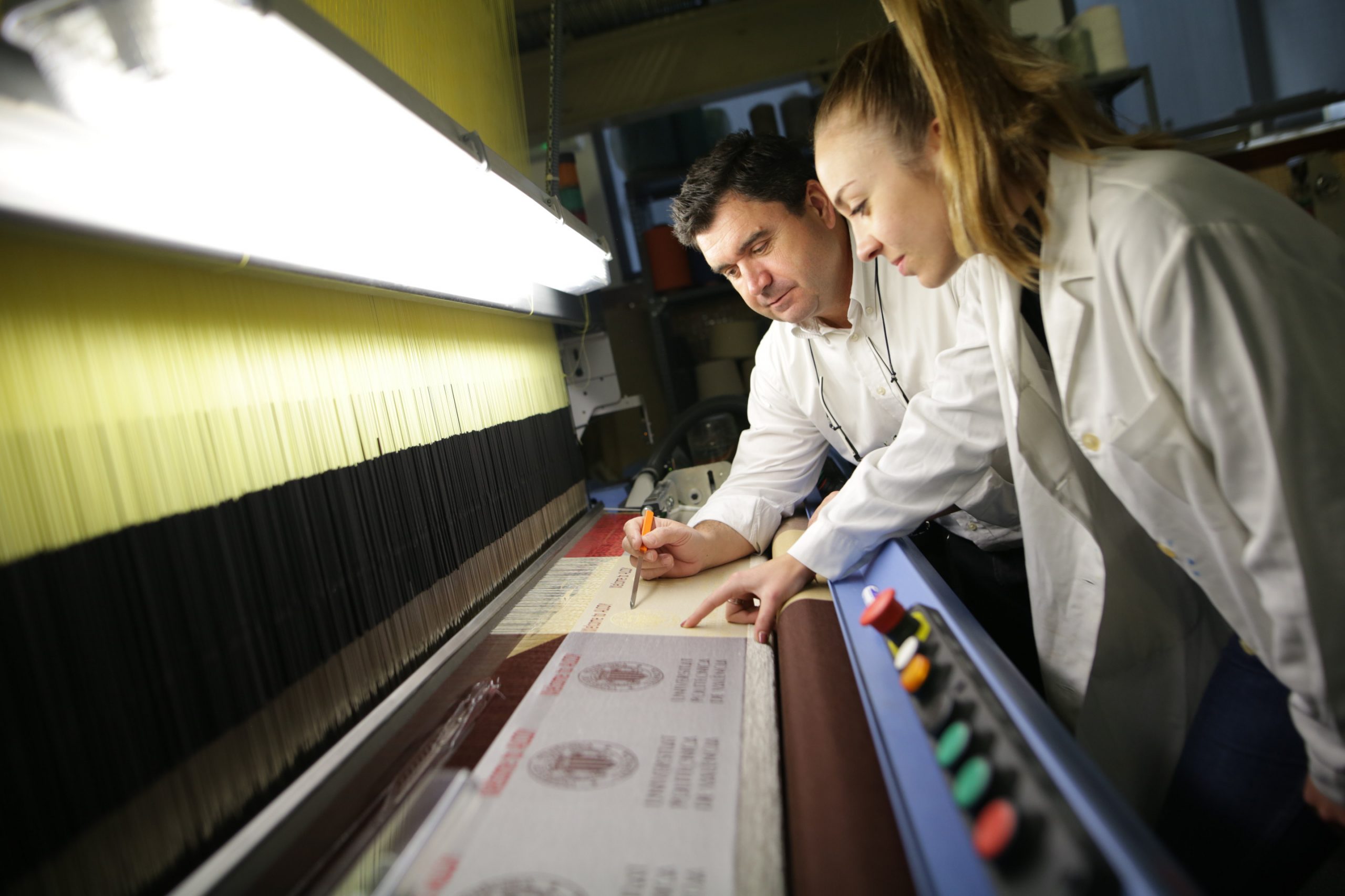 La formación, pieza clave en el futuro de las empresas textiles - COPE ...